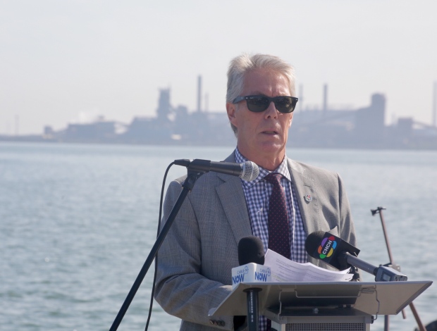 'Hammer City' design wins competition for Hamilton's Pier 8 promenade ...